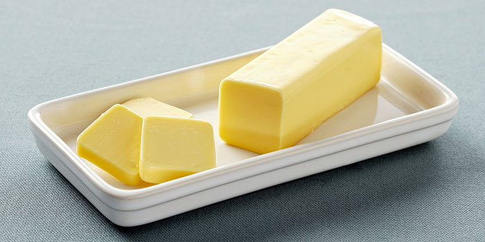 Mantequilla vs. margarina: ¿Cuál es la más saludable?